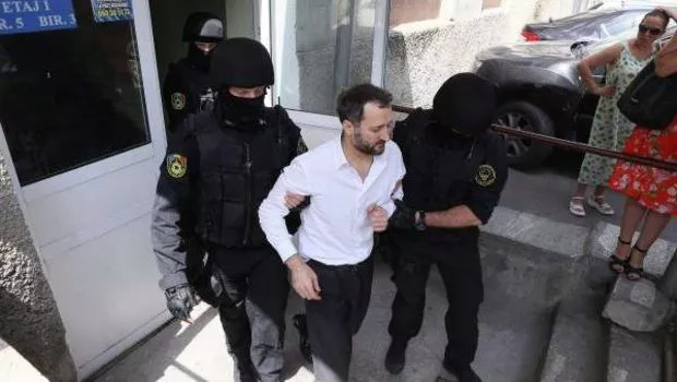 (FOTO) Vlad Filat și-a pierdut cunoștința în sala de judecată - Liber TV