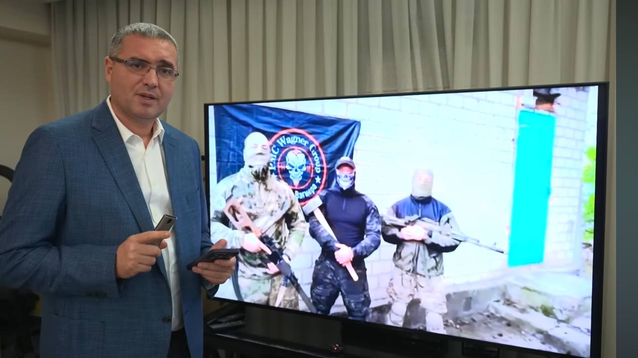 (VIDEO) Renato Usatîi, amenințat cu moartea de persoane înarmate cu maști pe față, care se ...